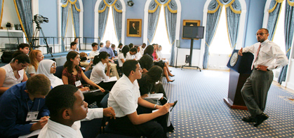 High school students learn to ask the right questions at Princeton’s Summer Journalism Program