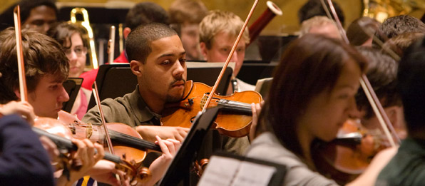 Blind orchestra auditions better for women, study finds