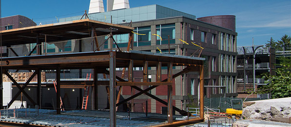 Streicker Bridge begins to rise amid summer construction