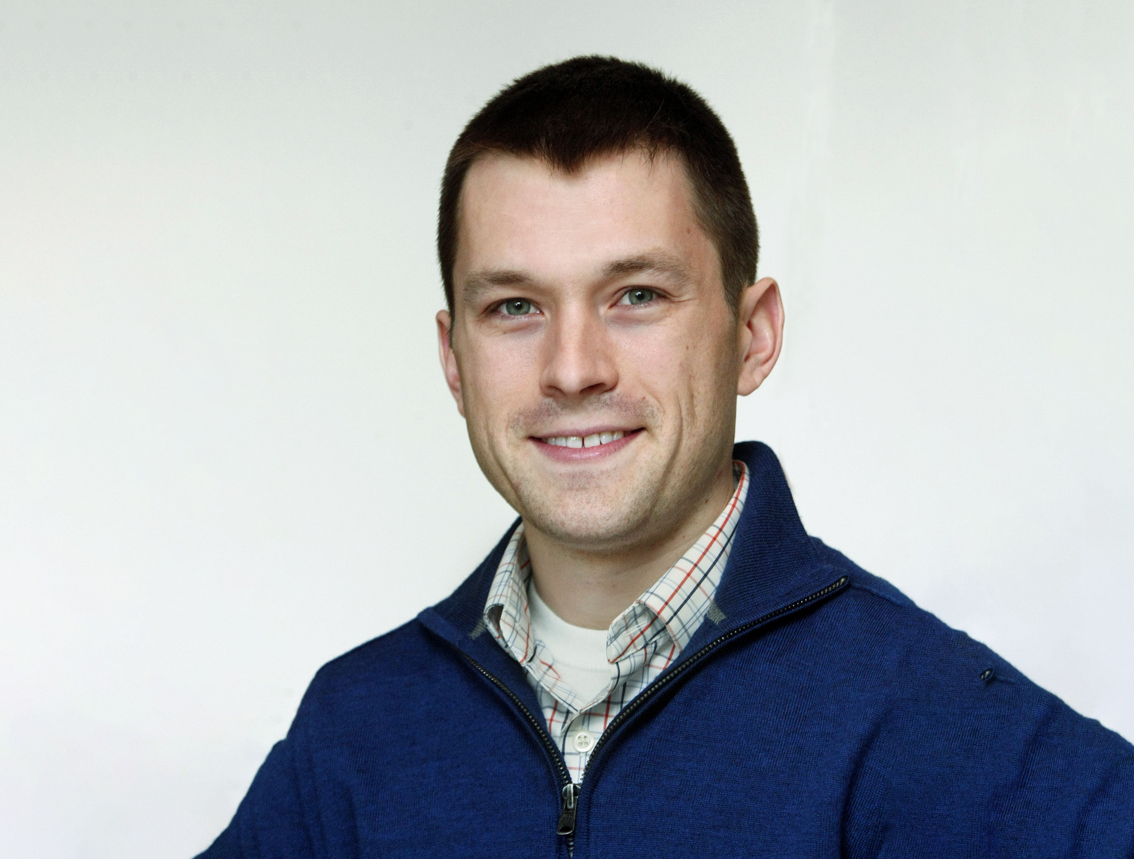 Thompson wins New Horizons Prize in Physics for neutral-atom quantum ...