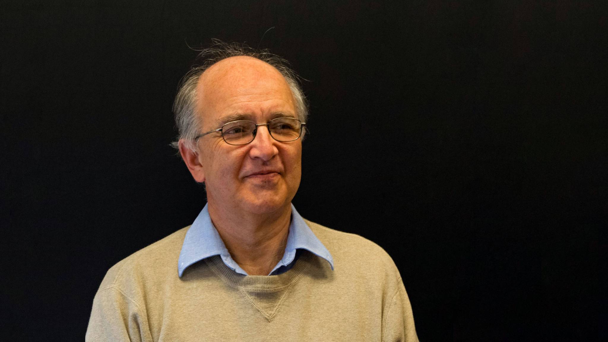 Kollár receives 2017 Shaw Prize in mathematics