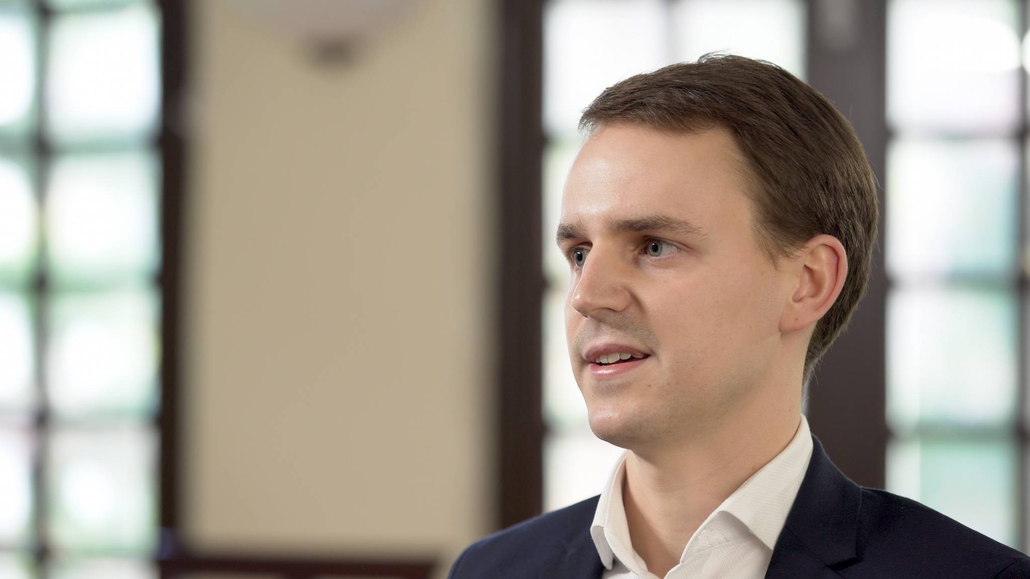 Bezdek's research on ammonia's chemical bonds has applications for ...