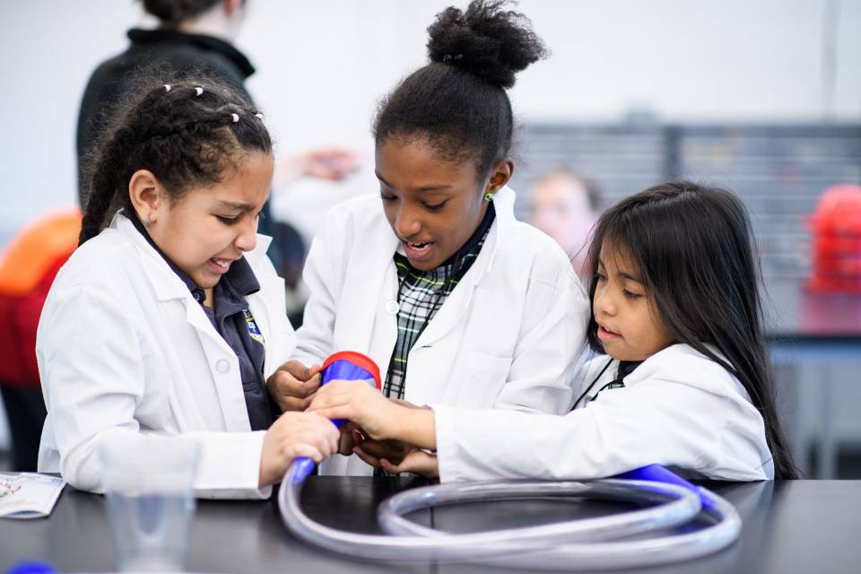 STEM event spurs interest in engineering for Harlem schoolchildren