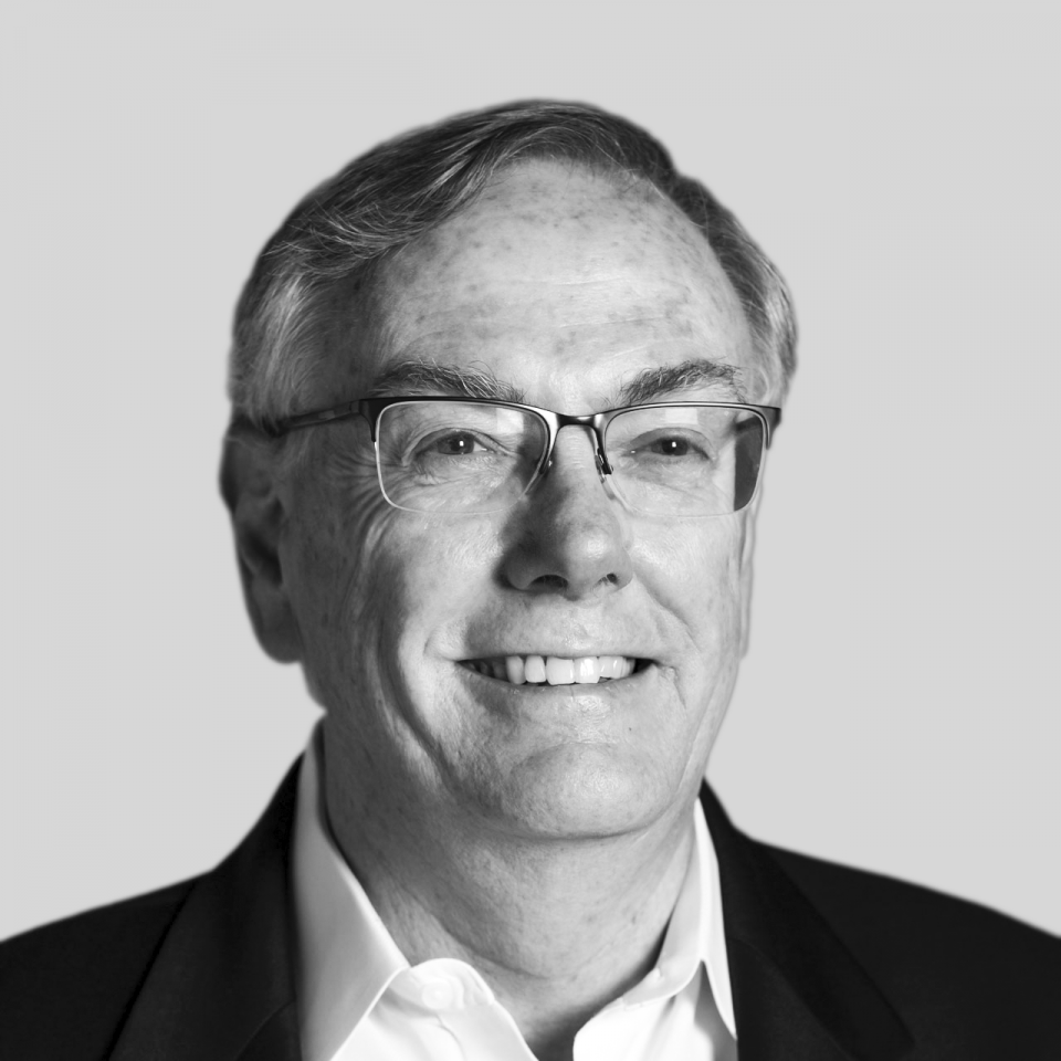 Fifteen faculty members transfer to emeritus status