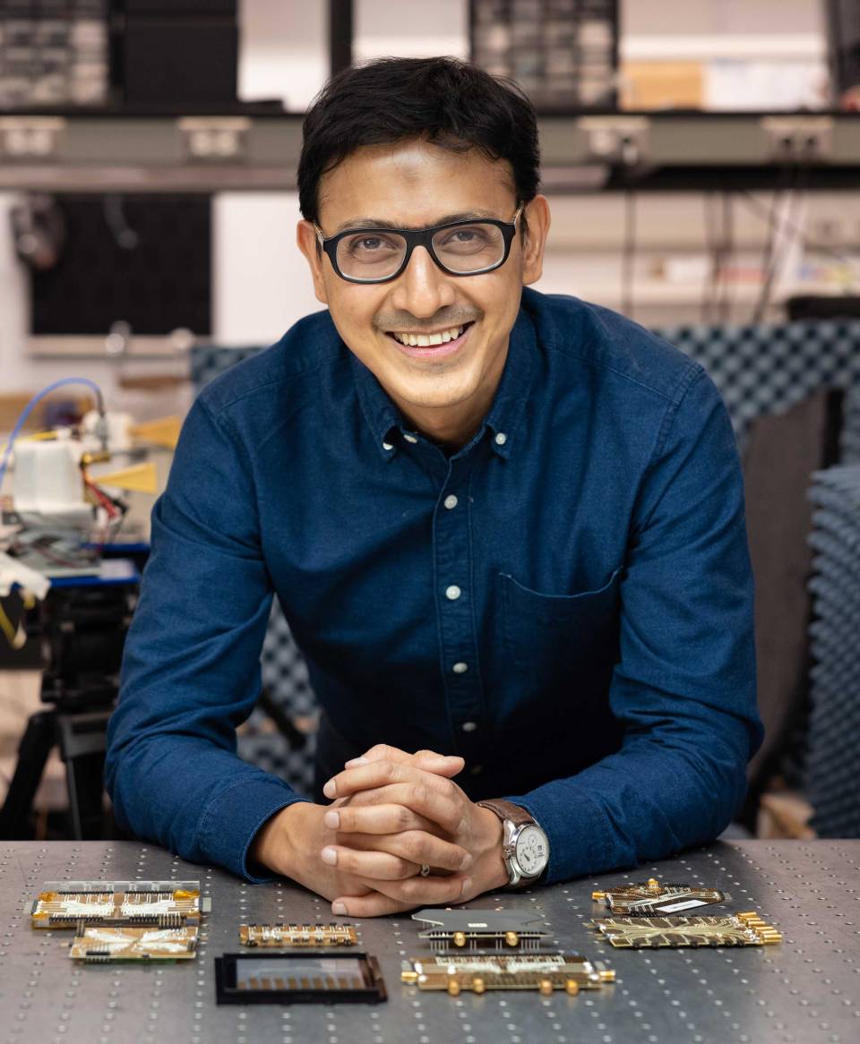 A Princeton lab has designed a new antenna that works 'like a ...