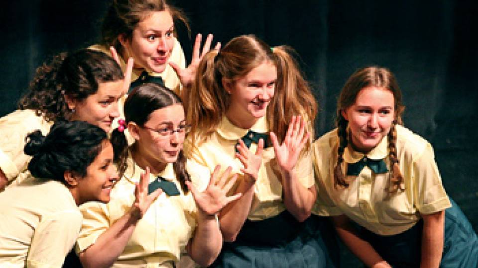 Triangle show spoofs Hollywood film industry