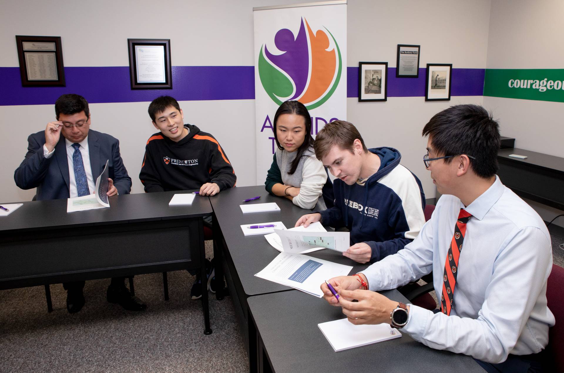 Graduate student consultants explore professional options outside academe
