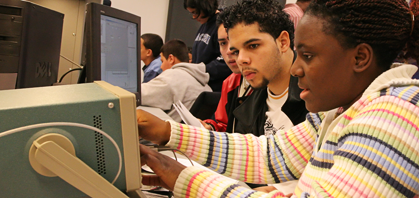 Students build instant messaging system -- instantly