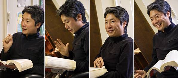 Acclaimed novelist Lee shares meticulous writing approach in classroom