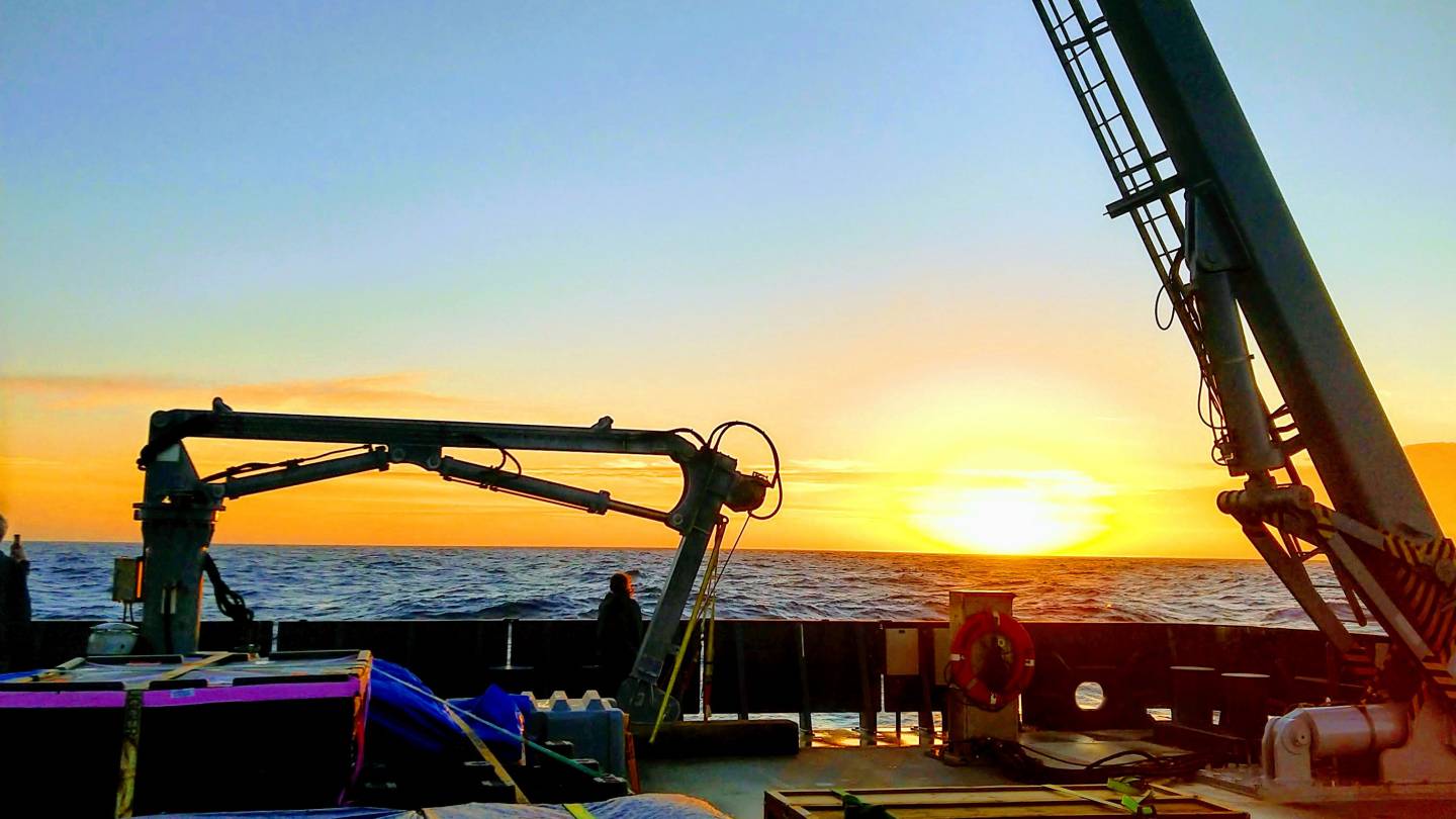 Earth's oceans have absorbed 60 percent more heat per year than ...