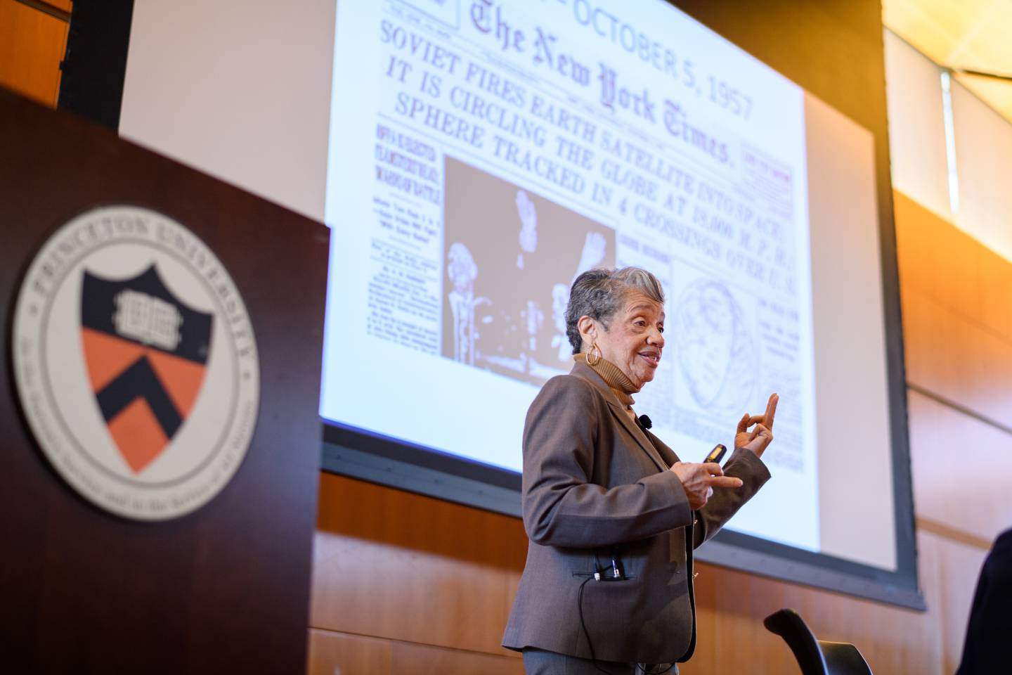 Pioneering NASA engineer Darden shares her journey from ‘human computer ...