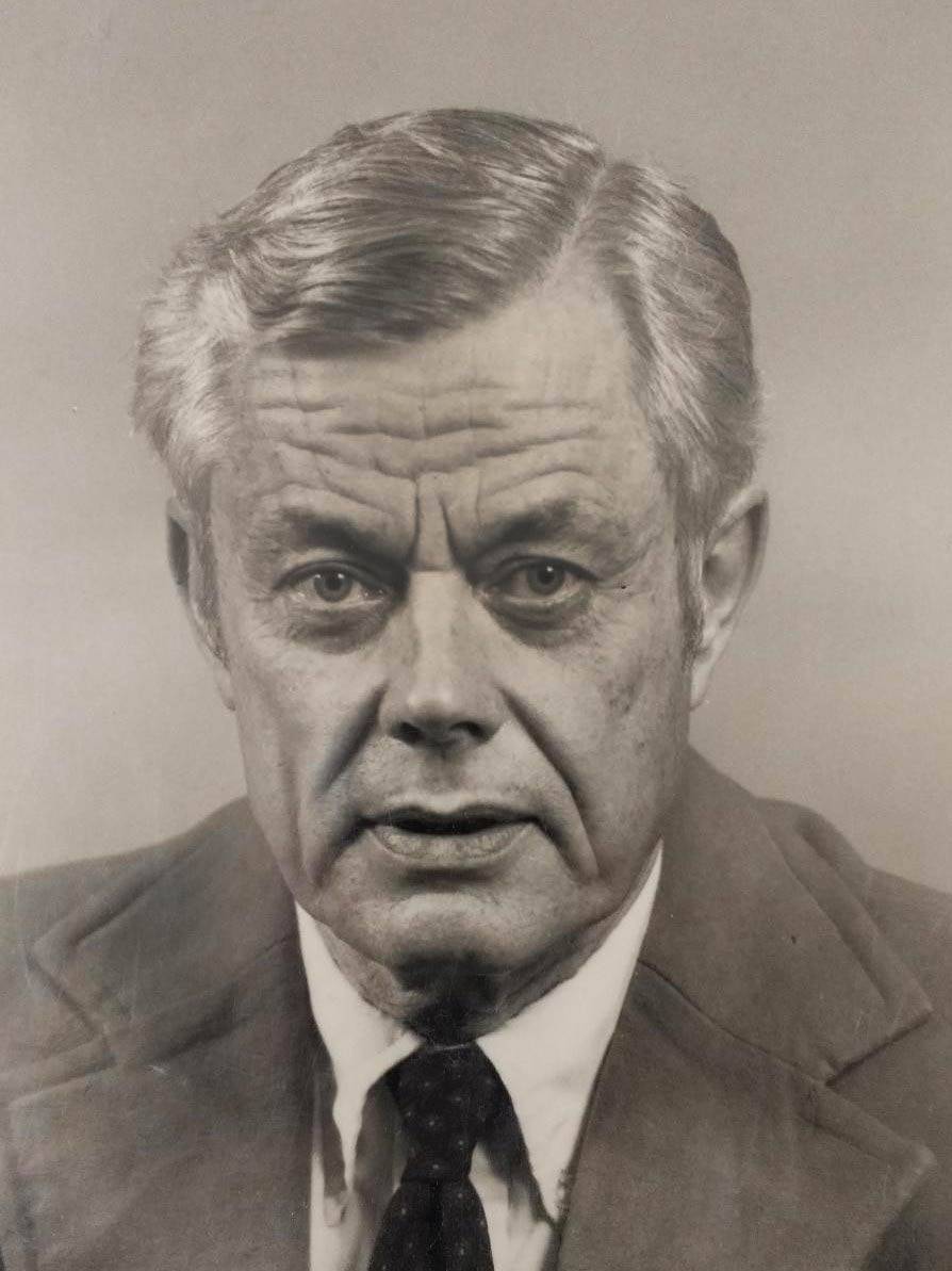 L. Carl Brown, scholar of Near Eastern studies, dies at 91