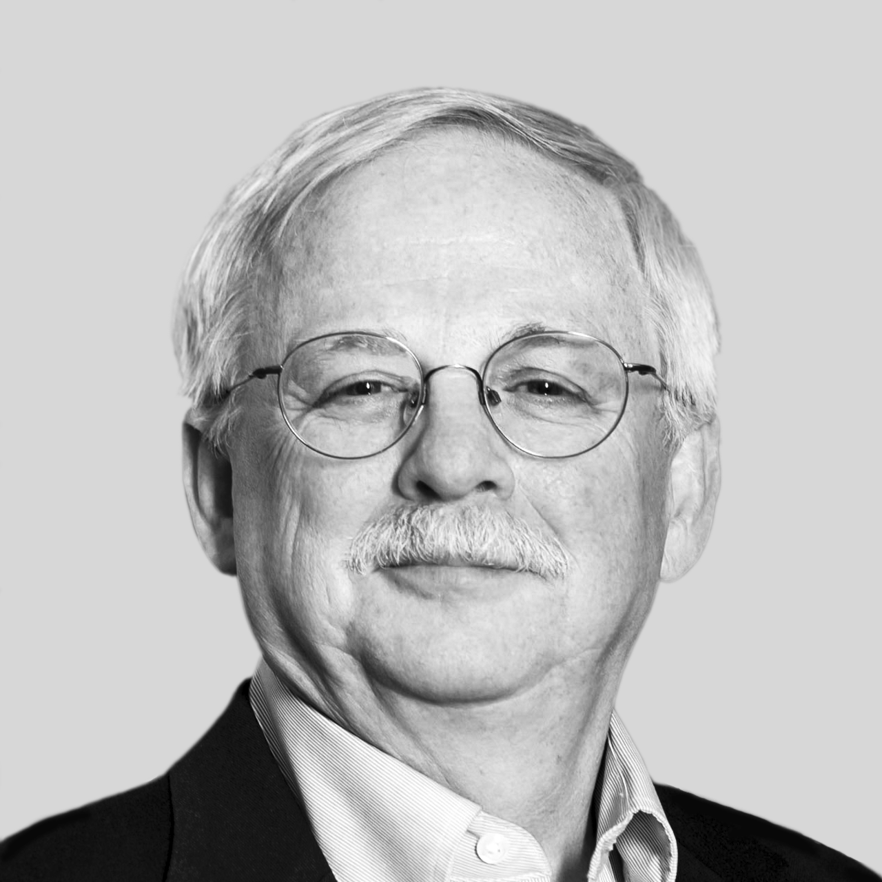 Fifteen faculty members transfer to emeritus status