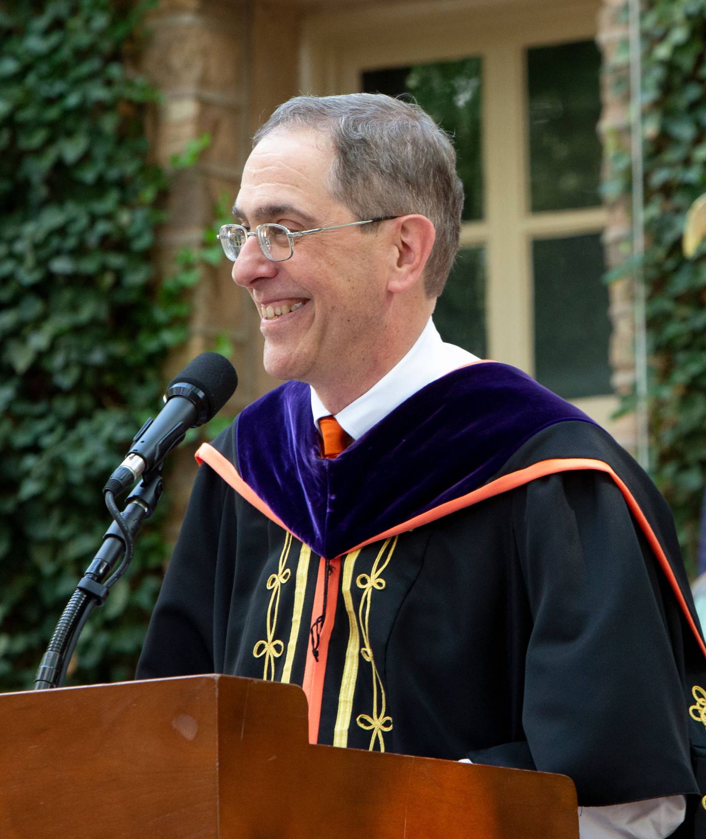 Eisgruber speaks to the value of ‘being fully present’ in address to ...