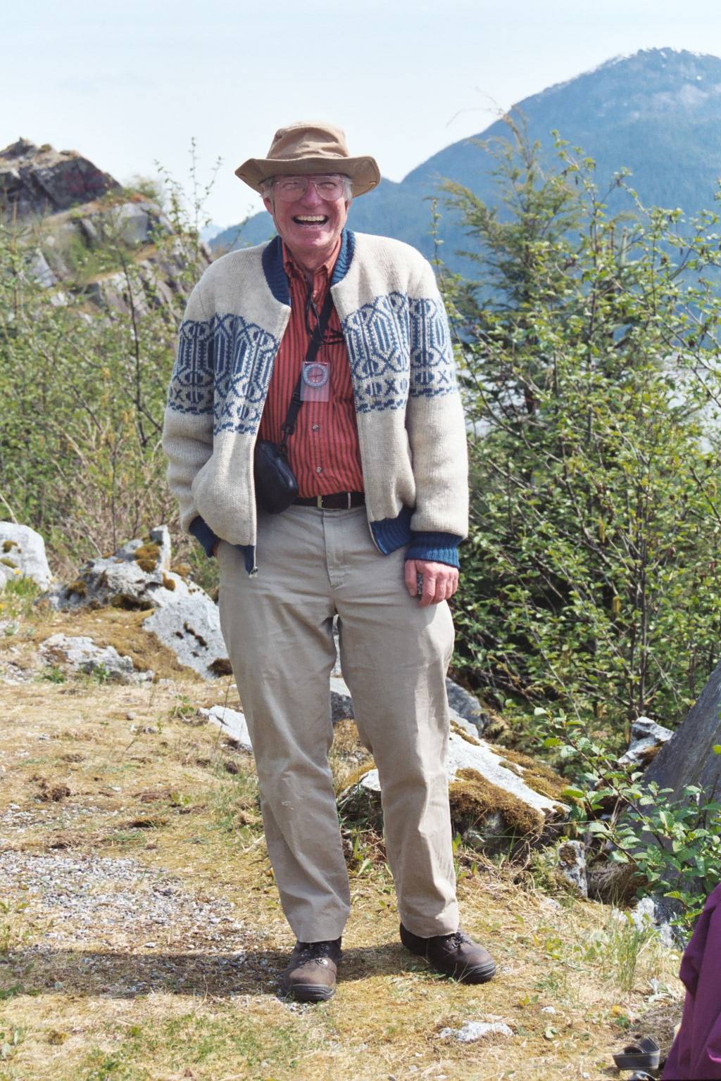 W. Jason Morgan, pioneer of plate tectonics, dies at 87