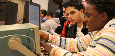 Students build instant messaging system -- instantly