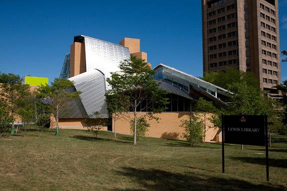 Architect Gehry seeks to inspire with Princeton's Lewis Library design