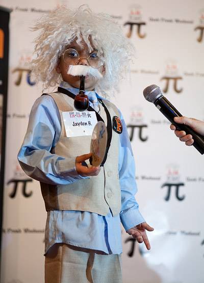 Celebrating Einstein's birthday on Pi Day