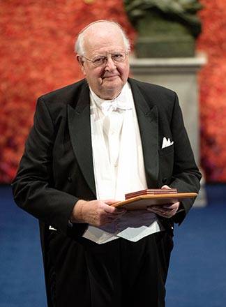 Angus Deaton receives Nobel Prize medal, bringing Princeton tally to 40